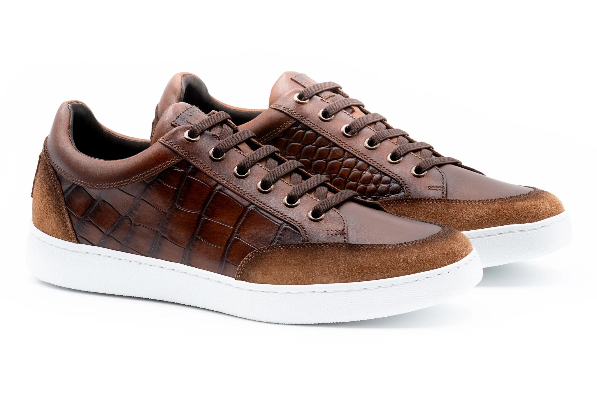Carson Alligator Grain Sneakers (740497)